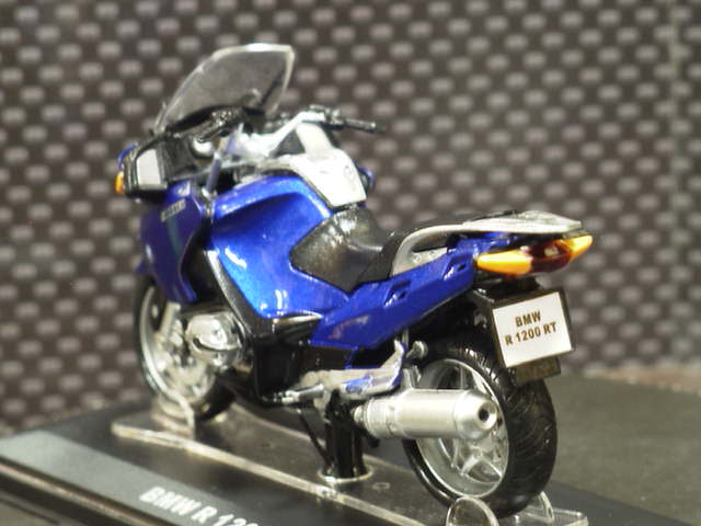 BMW R1200RT 1:24