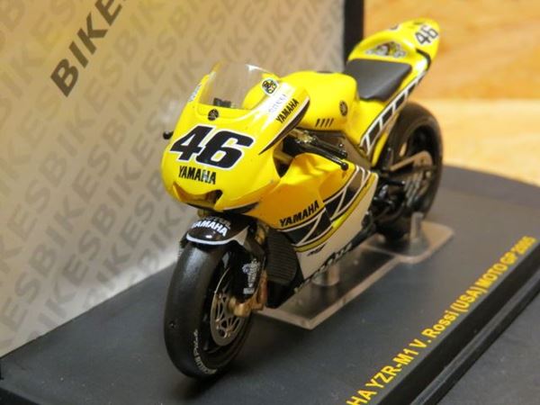 Valentino Rossi Yamaha YZR M1 2005 laguna seca 1:24