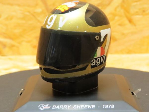 Barry Sheene AGV helm 1978 1:5