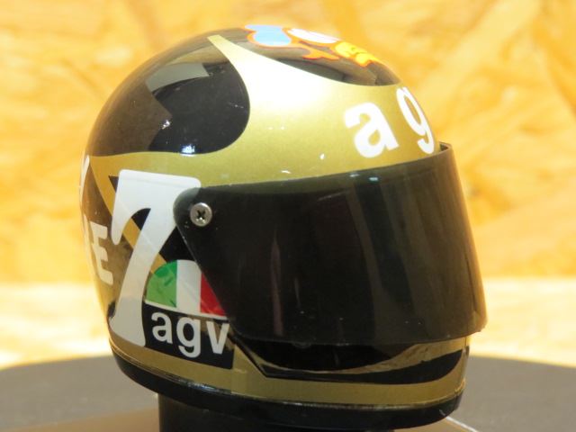 Barry Sheene AGV helm 1978 1:5