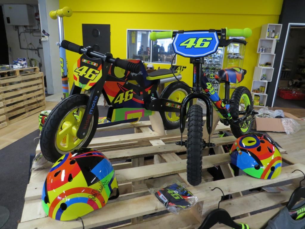 Valentino Rossi kiddi moto helmet