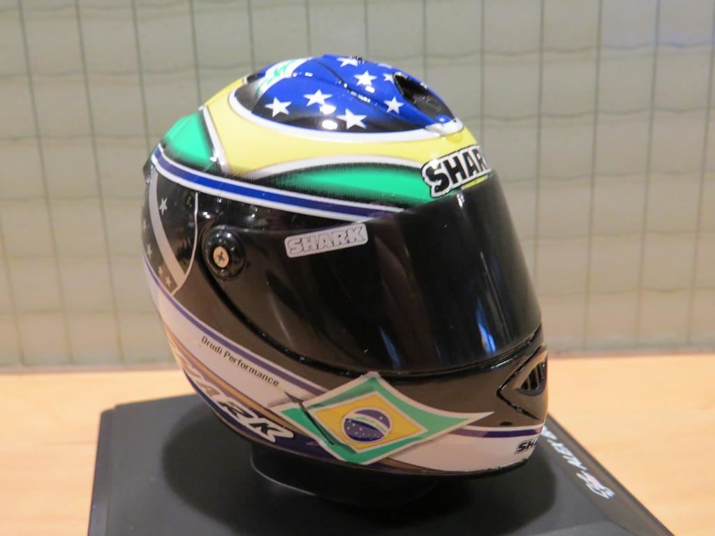 Alex Barros Shark helm 2007 1:5