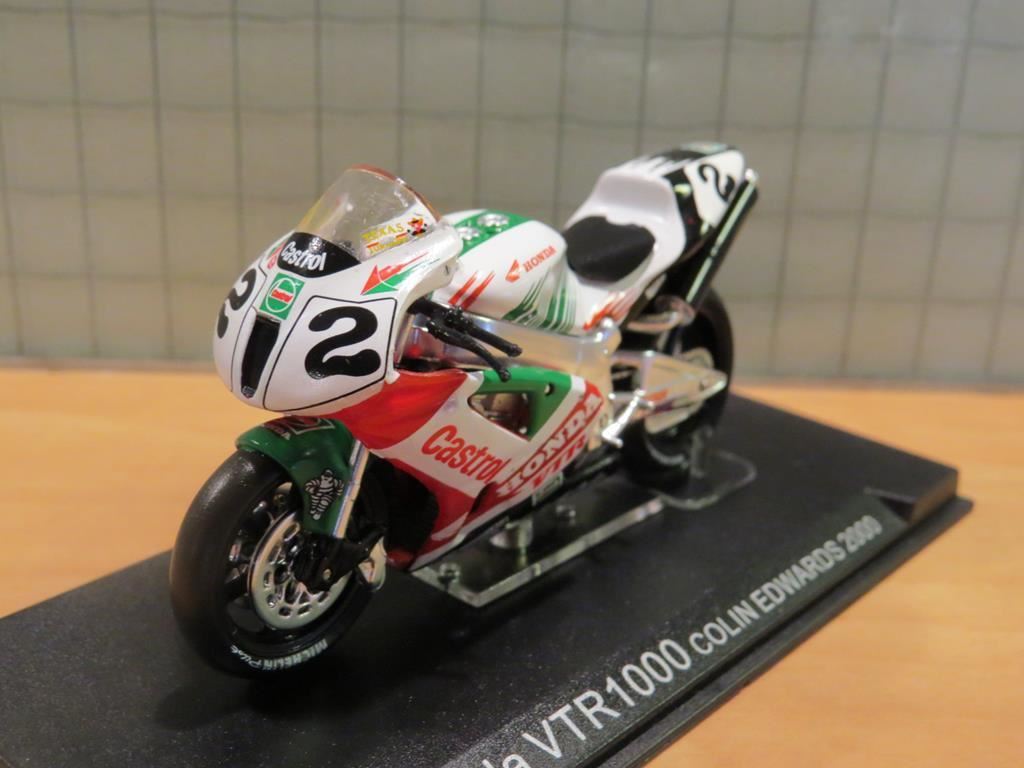 Colin Edwards Honda VTR1000 2000 1:24
