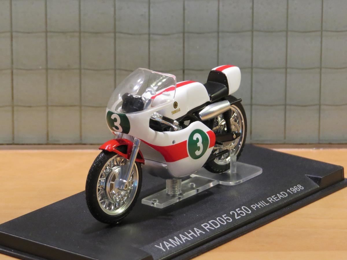 Phil Read Yamaha RD05 1968 1:24