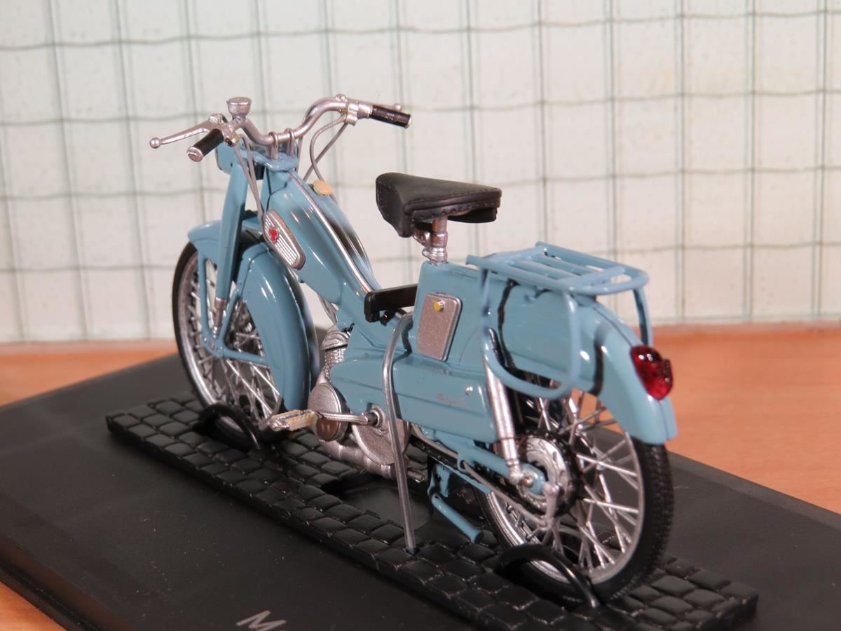 Motobecane AV65 1:18