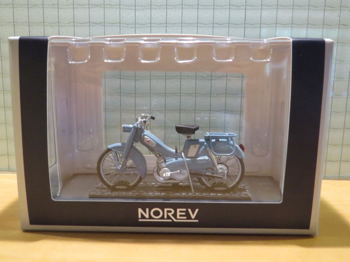 Motobecane AV65 1:18