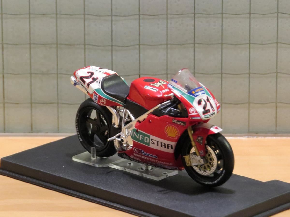 Troy Bayliss Ducati 996R 2001 1:24