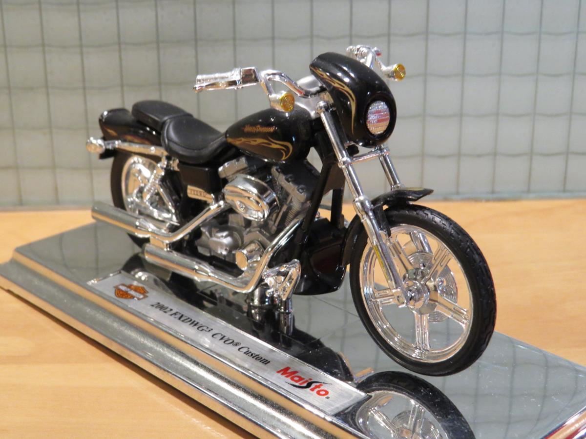 Harley Davidson FXDWG CVO custom 1:18