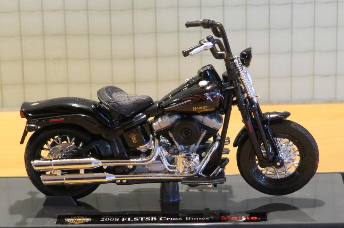 Harley Davidson FLSTSB Cross Bones 2008 1:18
