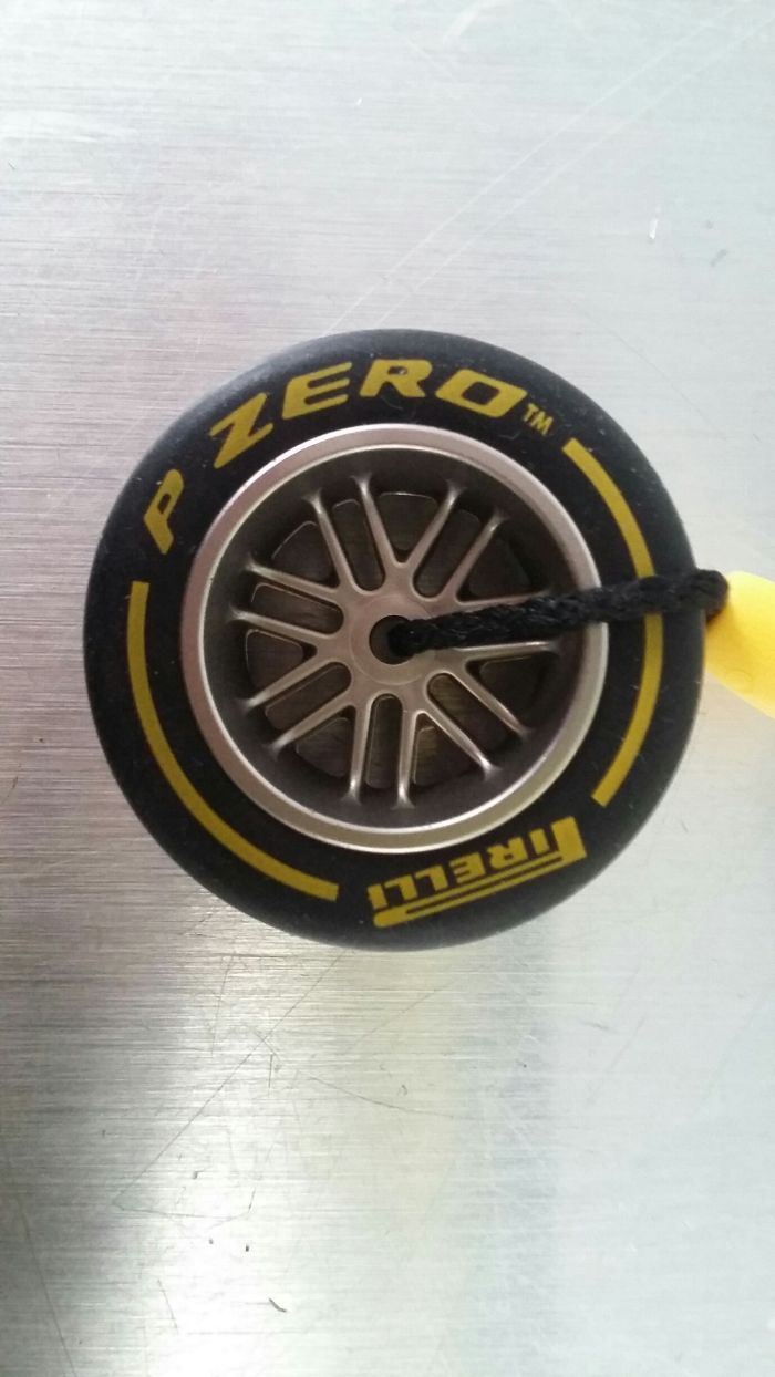 Pirelli F1 sleutelhanger keyring