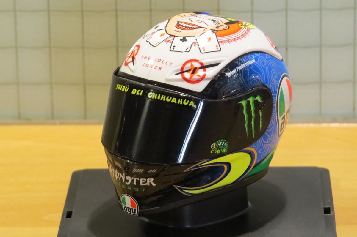 Valentino Rossi helm Mugello 2010 1:5