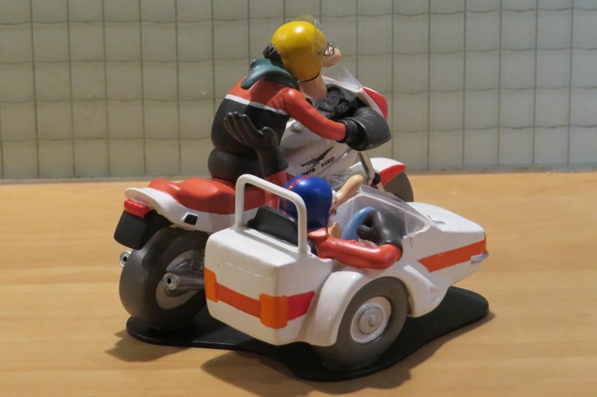 Joe Bar Pierrot & Chris Deb Moto Guzzi le mans zijspan 1:18 JB111