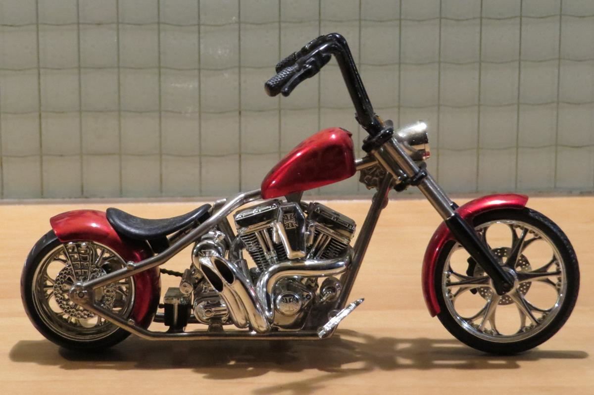 West Coast Choppers barfly bike 1:18 diecast