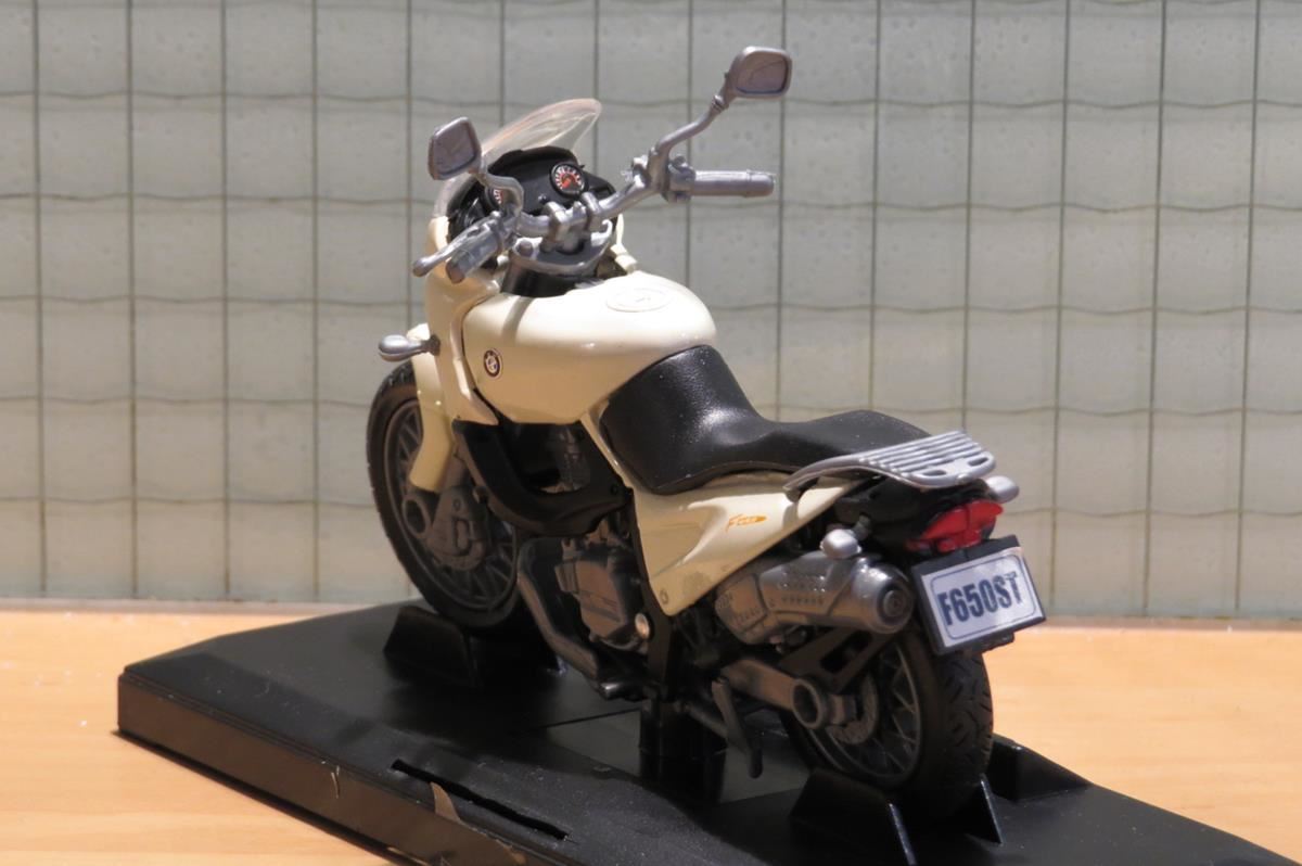 BMW F650ST 1:18