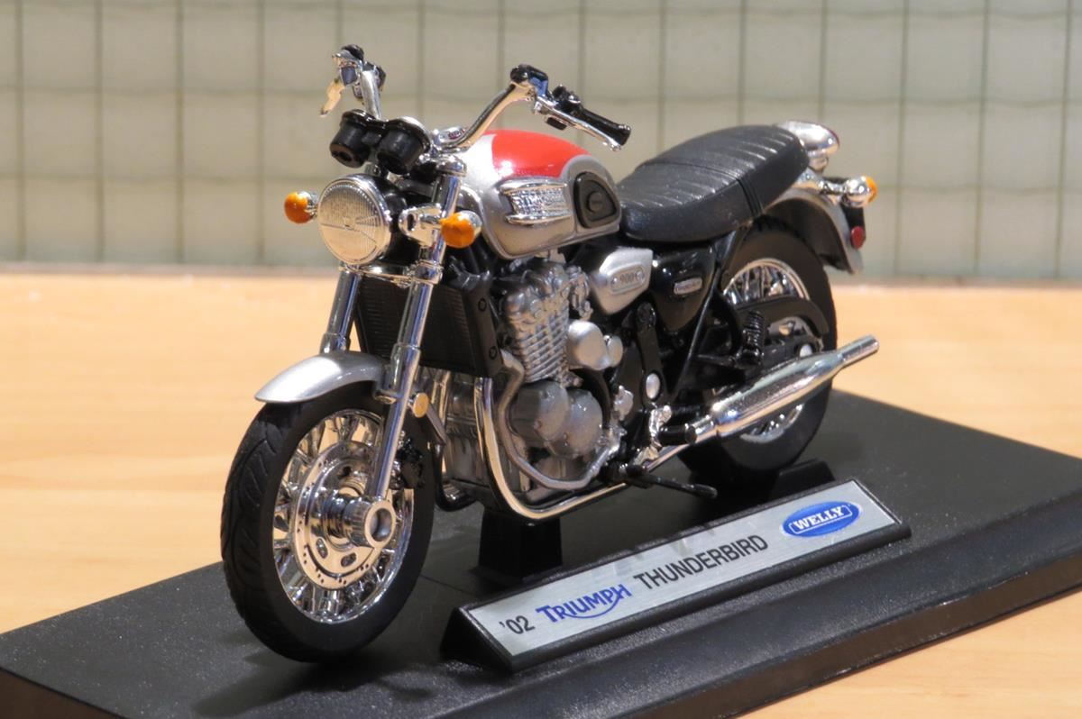 Triumph Thunderbird rd. 1:18