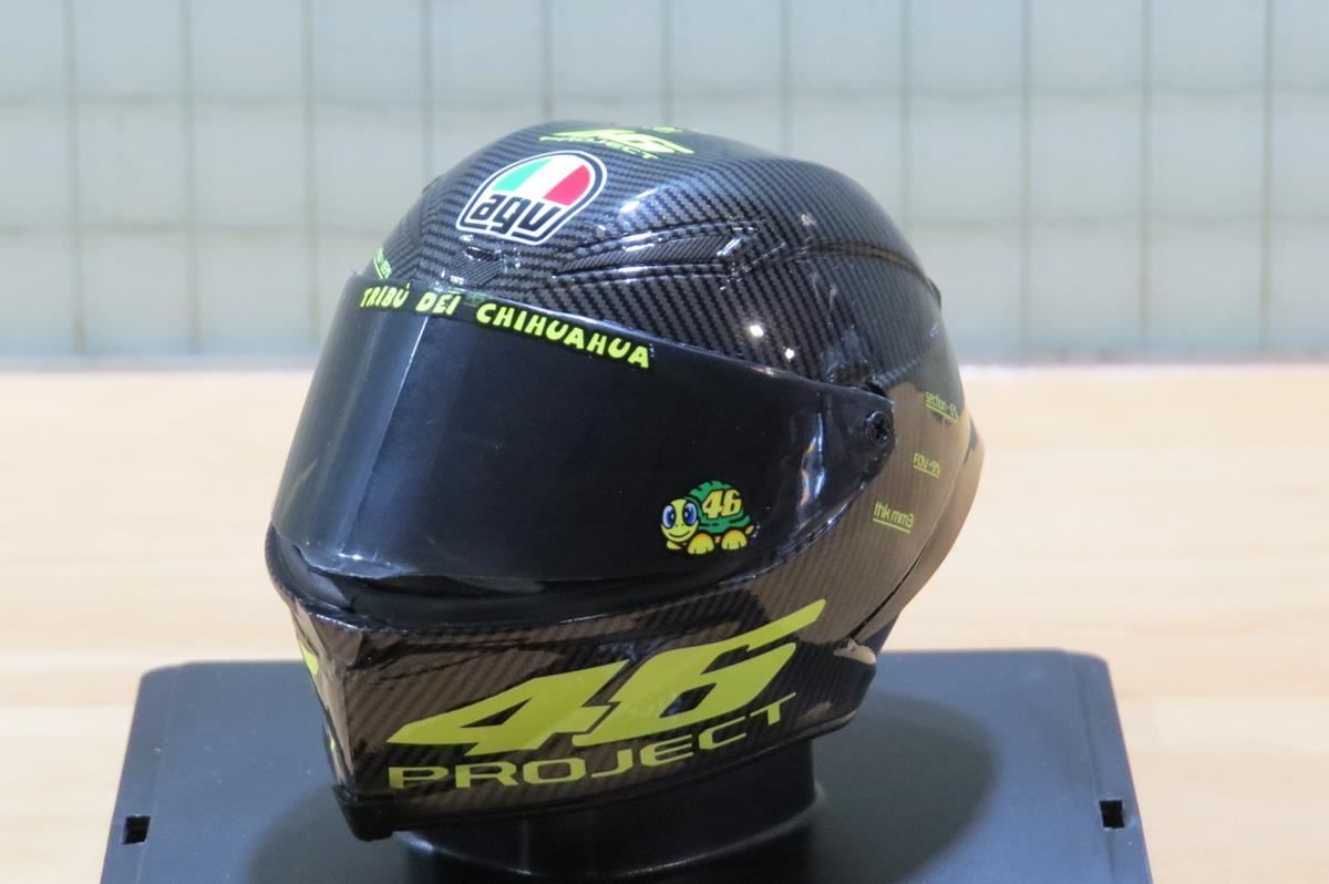 Valentino Rossi helm test sepang 2012 1:5