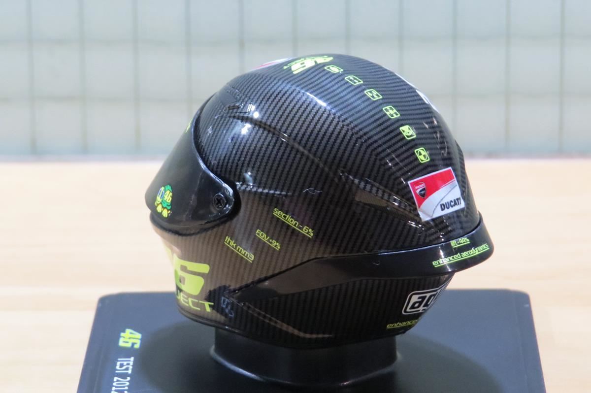 Valentino Rossi helm test sepang 2012 1:5