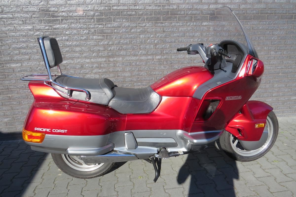 Honda PC800 Pacific coast 1992