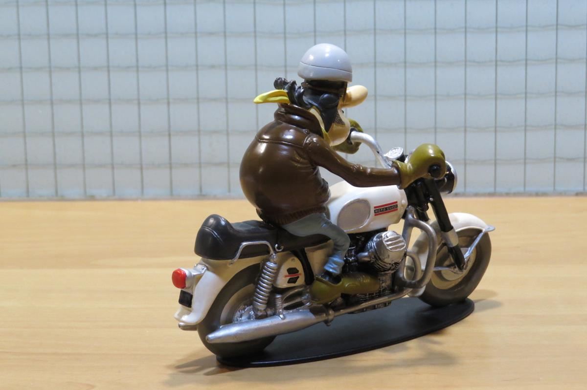Joe Guzzi 750 V7 1:18