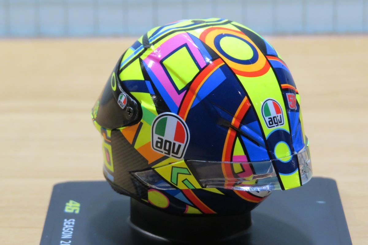 Valentino Rossi agv helmet 2017 1/5