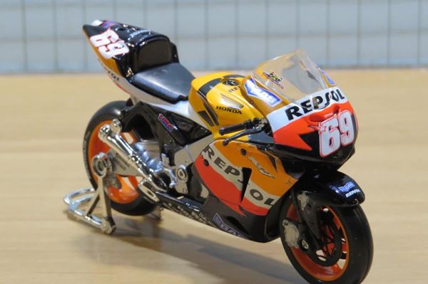 Hayden Honda RC211V 2006 1:18