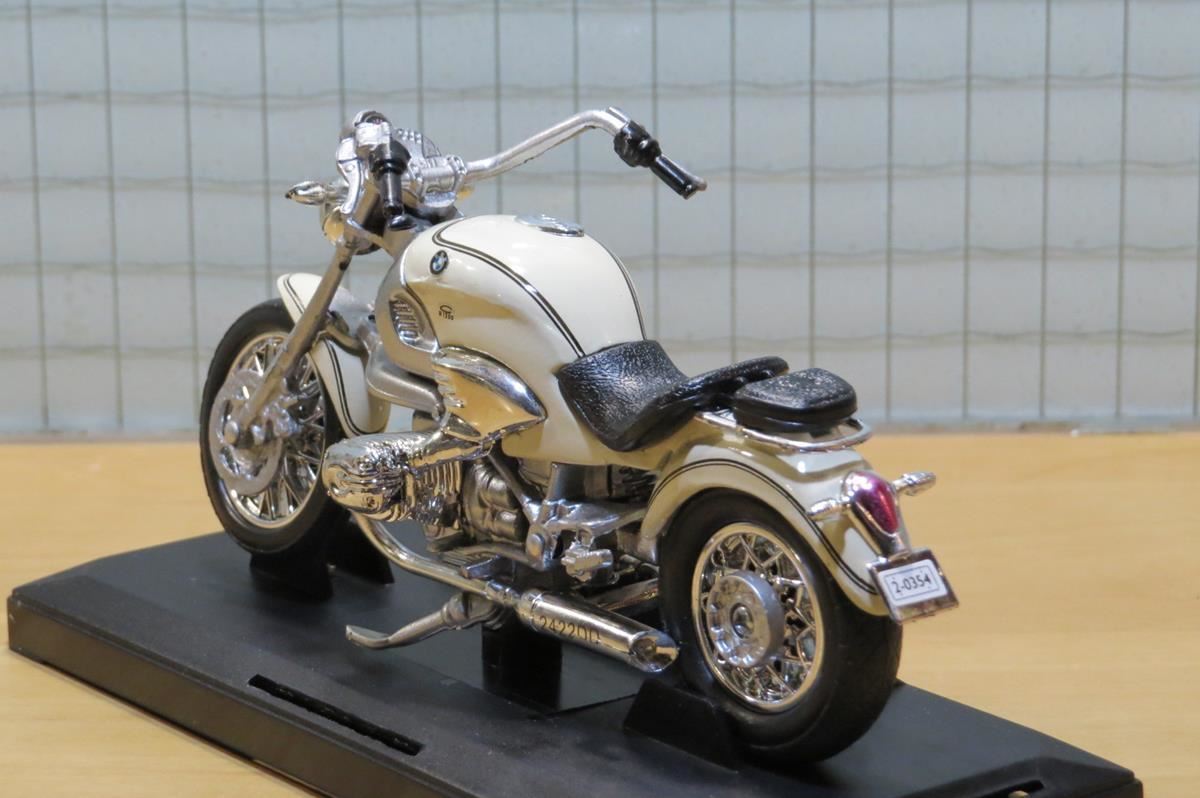 BMW R1200C 1:18 cruiser