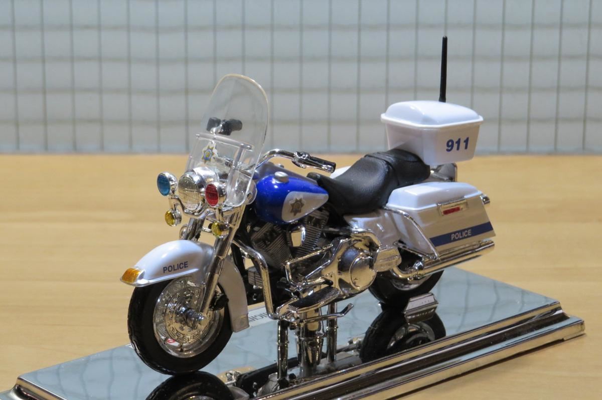 Harley Davidson California Highway Patrol (n022)