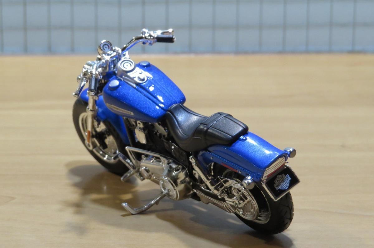 Harley Davidson FXDFSE cvo Fat Bob 2009 1:18