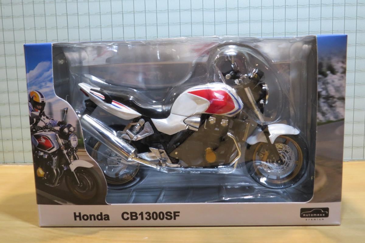 Honda CB1300 SF 1:12