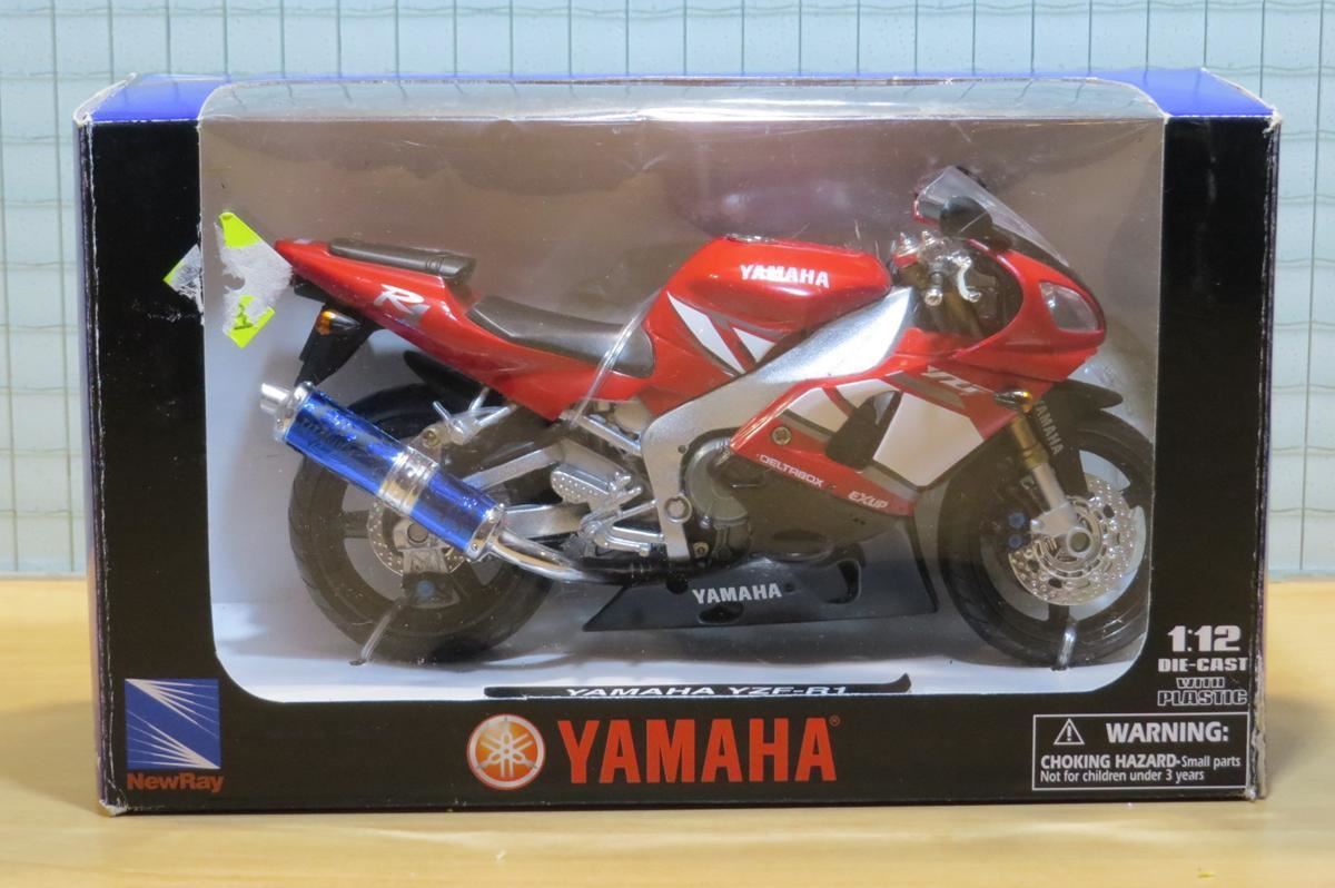 Yamaha YZF R1 1:12